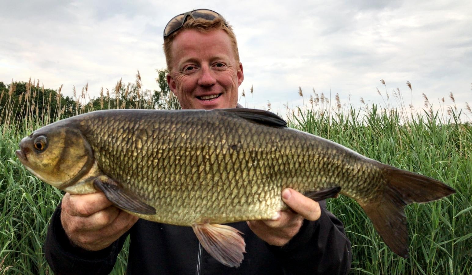 Winde vissen op de Nederlandse rivieren met brood - Only Fishing